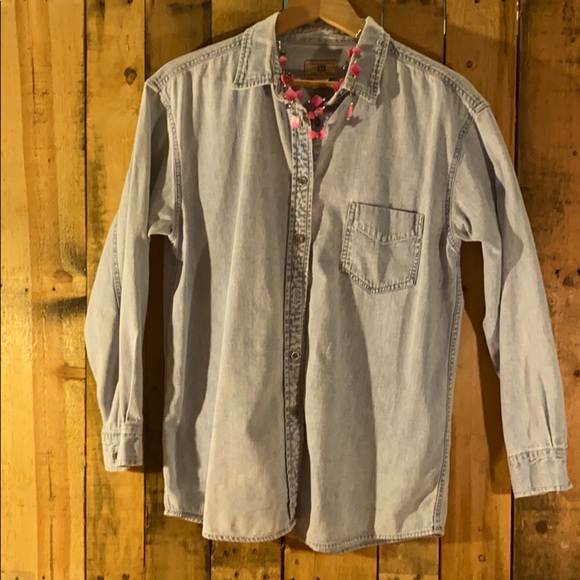 Maurices | Tops | Gently Used Maurice Blue Jean Button Down Blouse ...